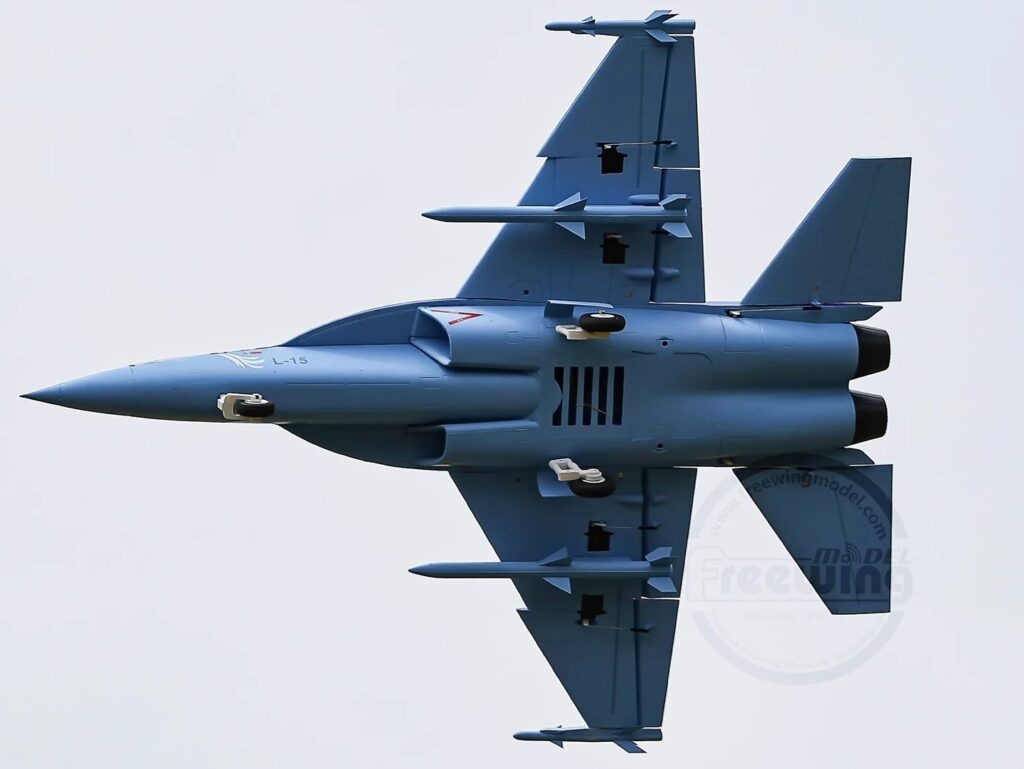 Hongdu L-15 Falcon / JL-10, 64mm EDF Jet, Spw 760mm, 6S PNP-Set ...